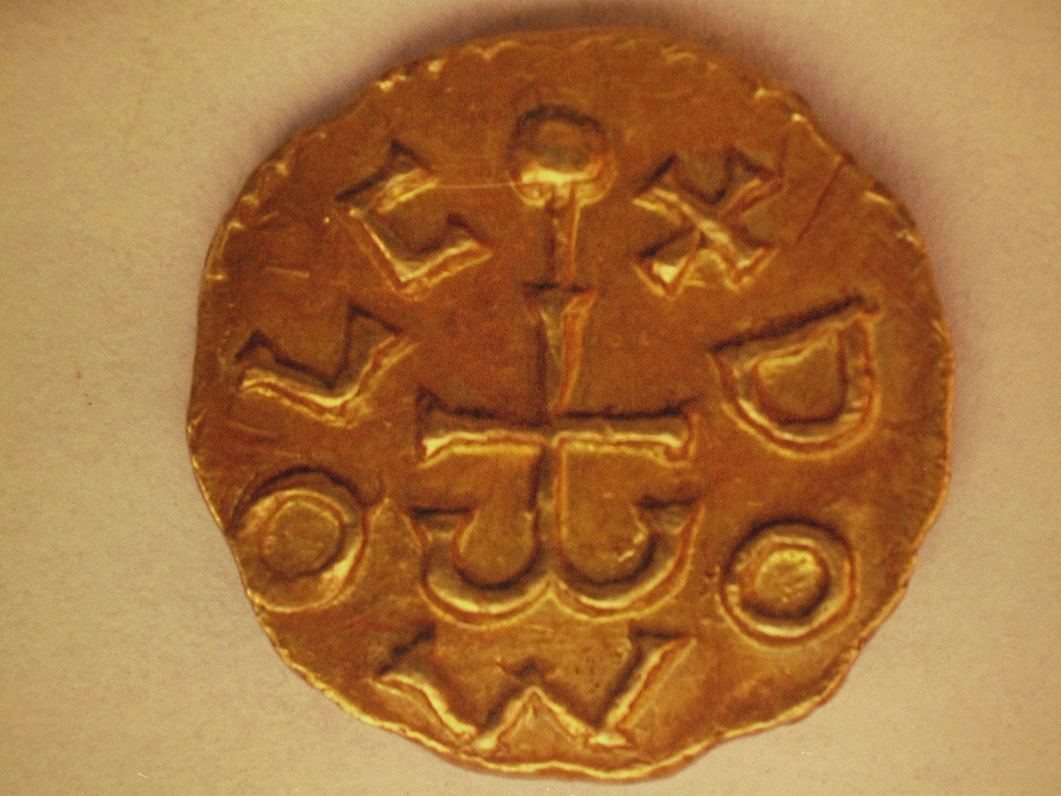 Fichier:Monnaie Moyen-âge Huy.JPG — Wikihuy